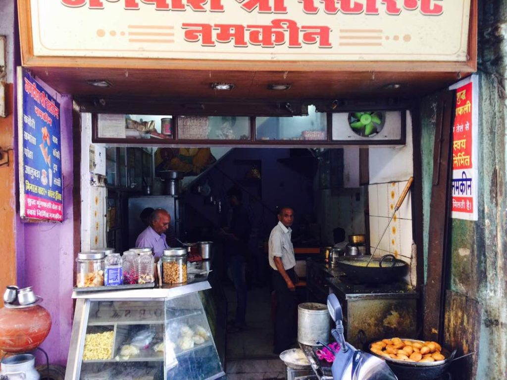 12 Best Places to Eat Street Food in Udaipur - My Udaipur City